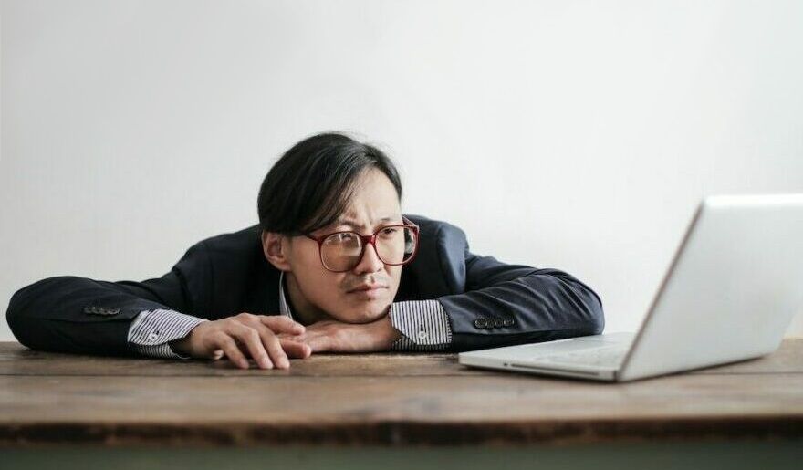 Que faire? Mon travail n'est... qu'un travail!